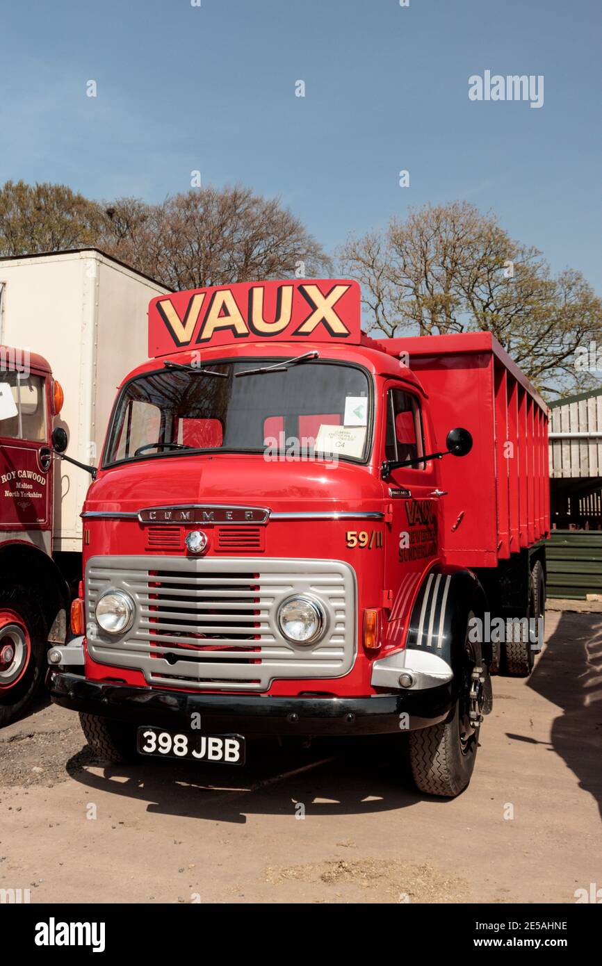 Commer lorry hi-res stock photography and images - Alamy