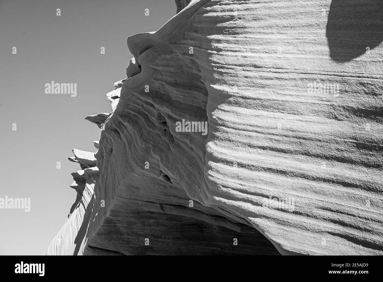 A closup of interesting geometric patterns in coastal cliffs - great ...