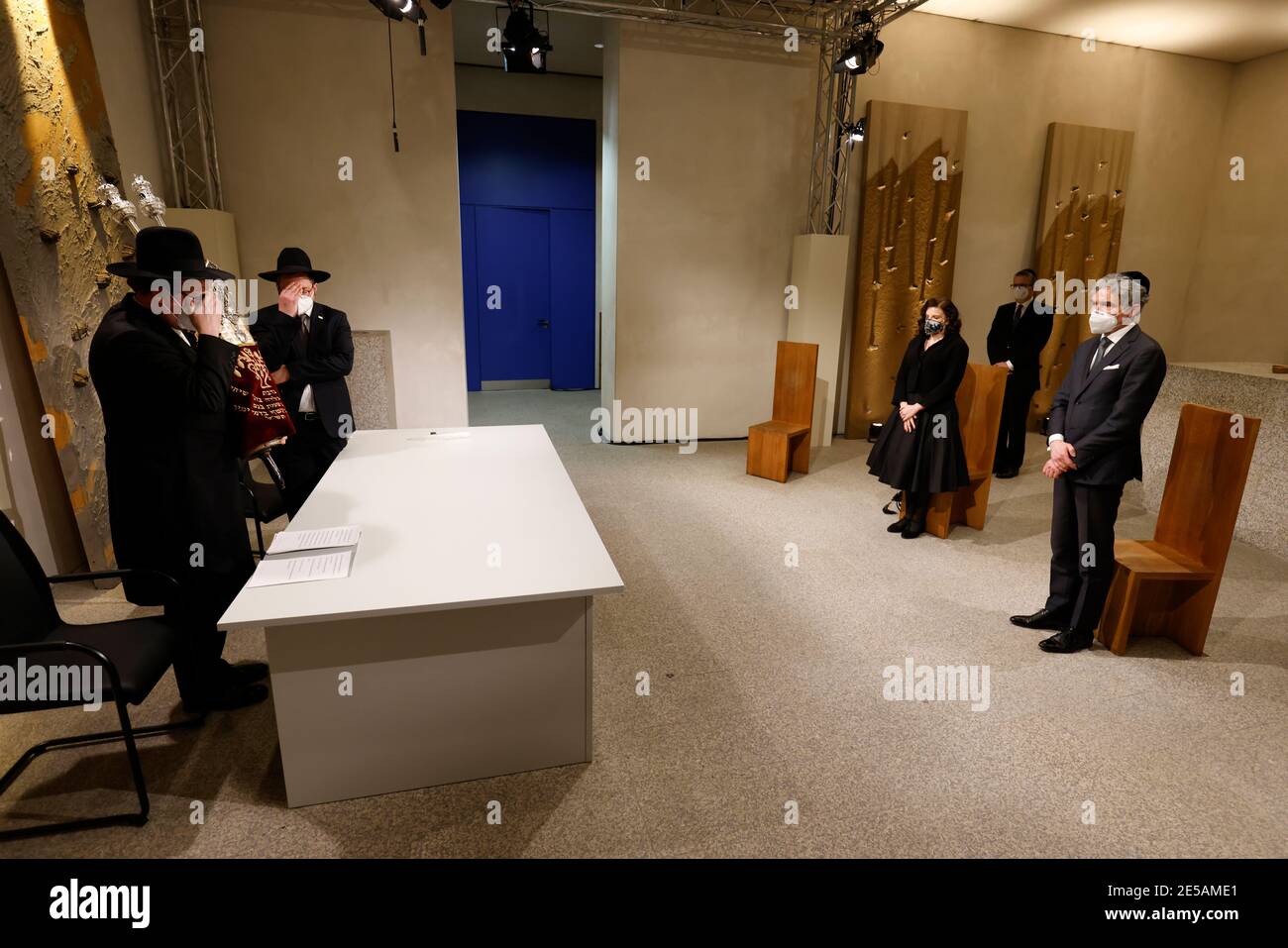 Rabbis historical hi-res stock photography and images - Alamy