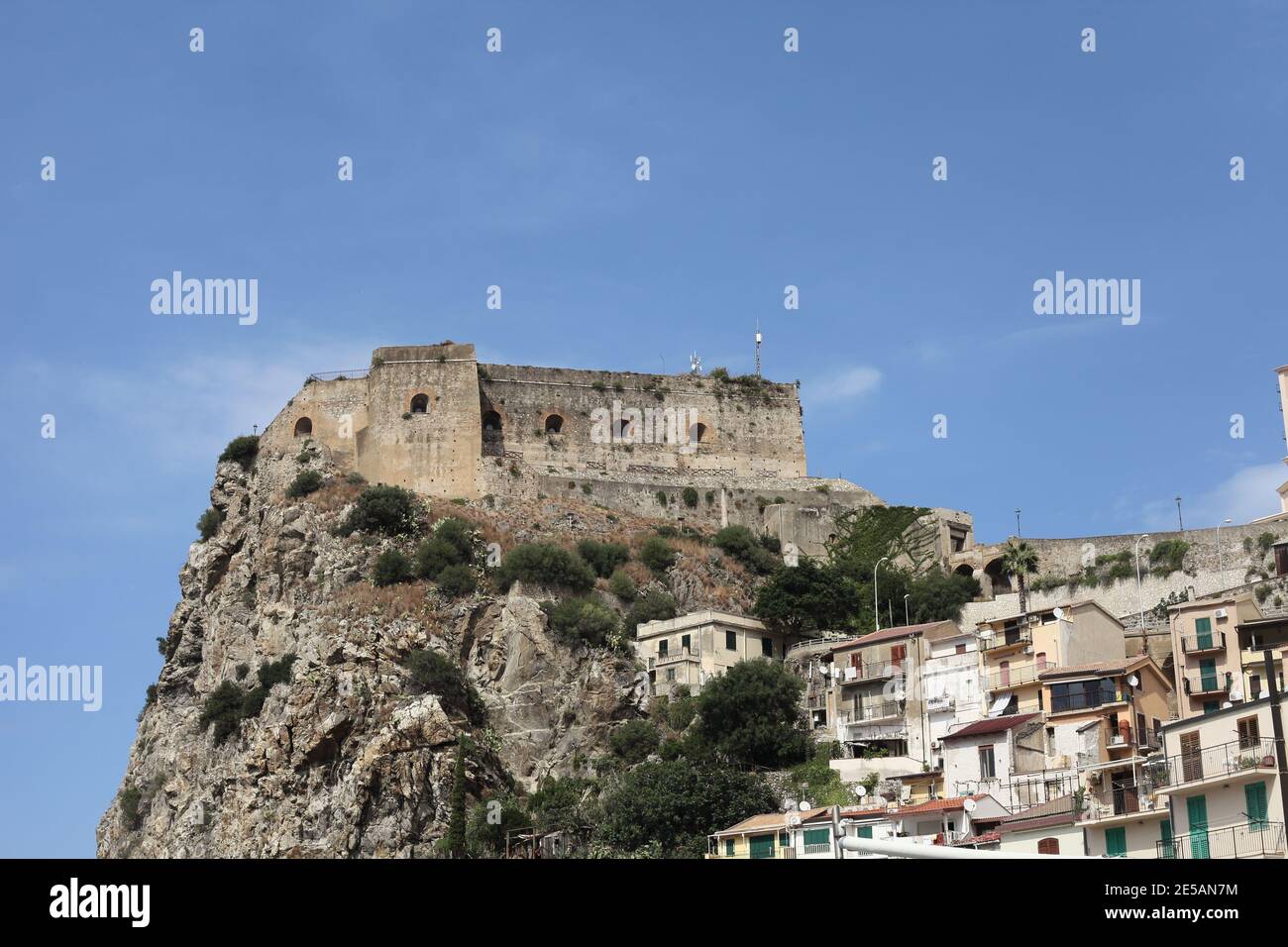 Coastal towns in calabria hi-res stock photography and images - Alamy