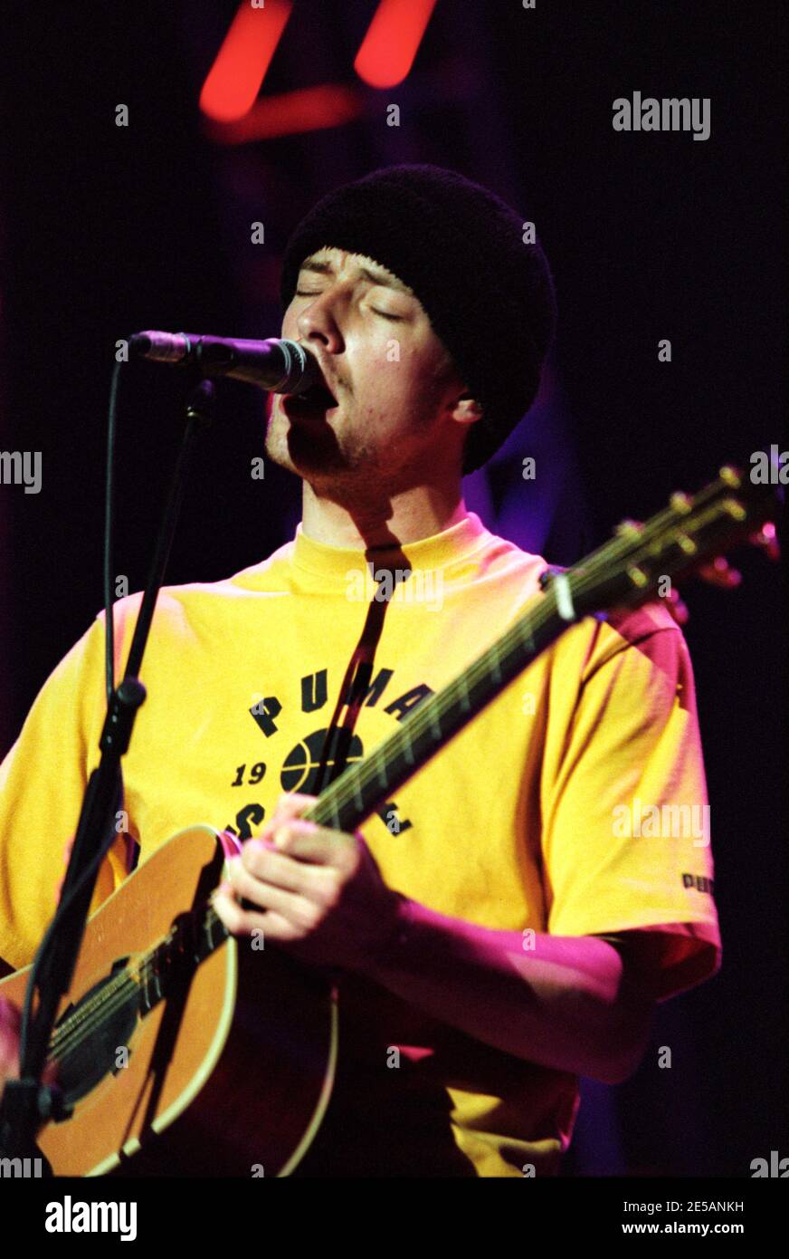 Coldplay 2000 hi-res stock photography and images - Alamy