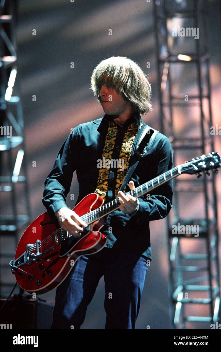 Mansun group hi-res stock photography and images - Alamy