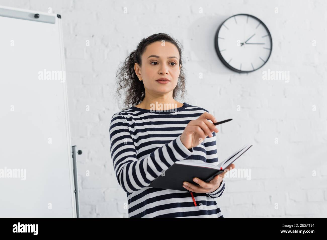 Young people speaker talk hi-res stock photography and images - Alamy