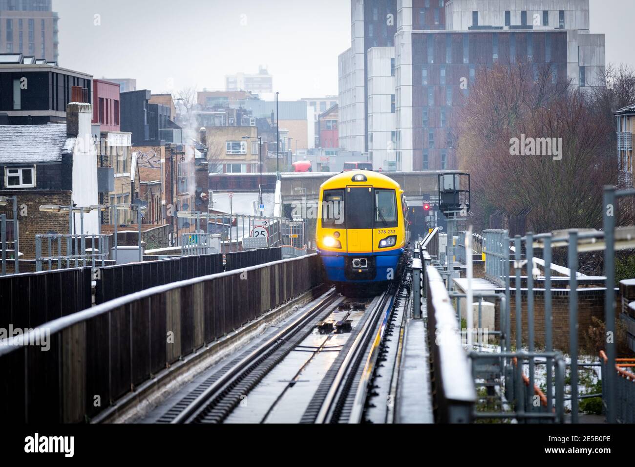 Haggerston station hi-res stock photography and images - Alamy