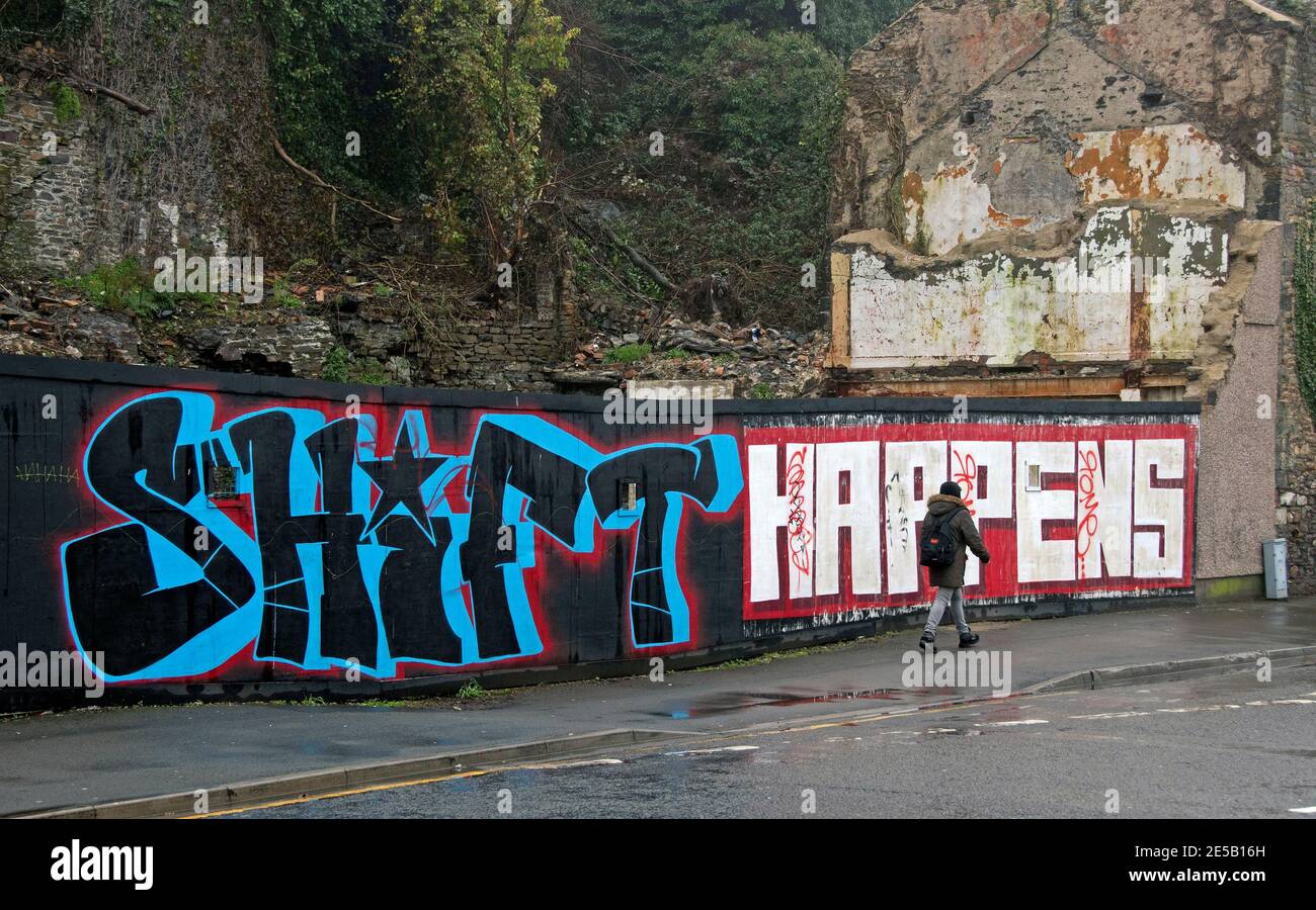 Swansea graffiti hi-res stock photography and images - Alamy