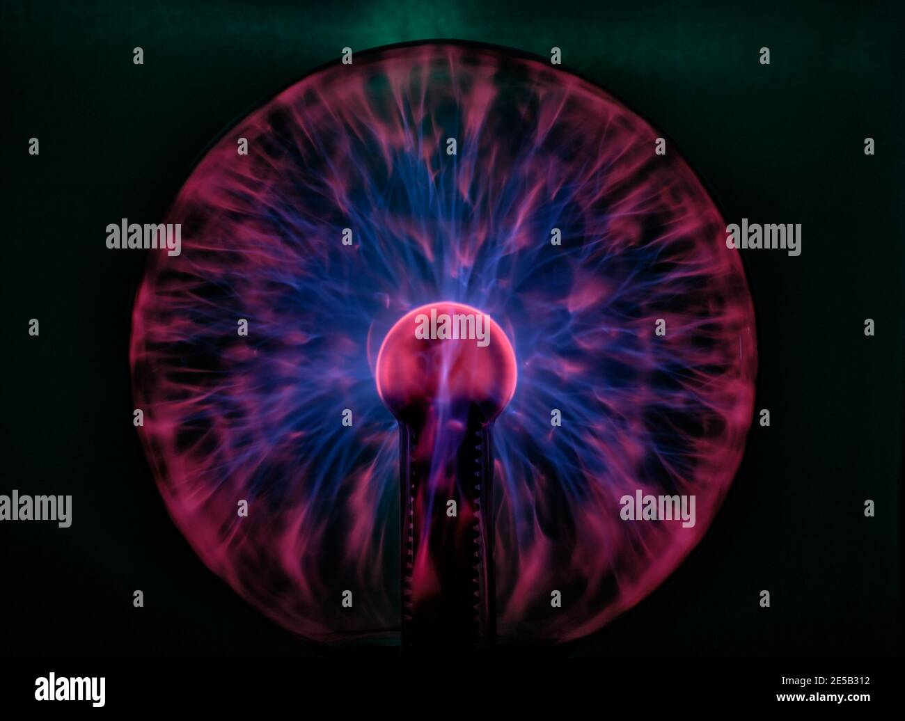 Green plasma lamp hi-res stock photography and images - Alamy