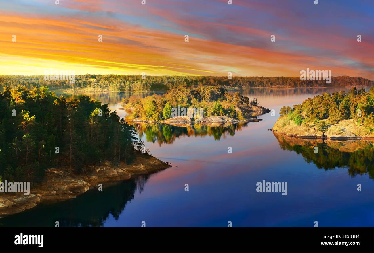 Cluster of small islands Stock Photo - Alamy