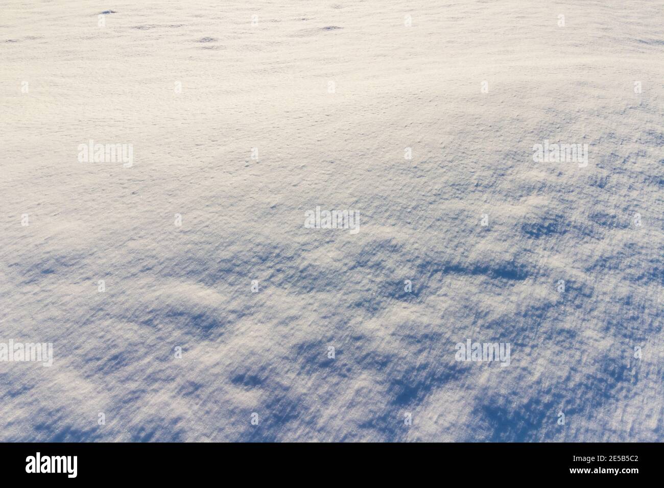 Snowy ground texture hi-res stock photography and images - Alamy