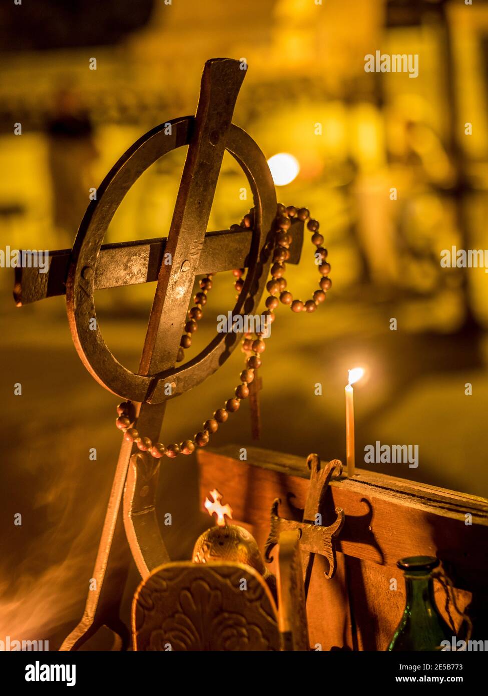 Medieval fire setting hi-res stock photography and images - Alamy