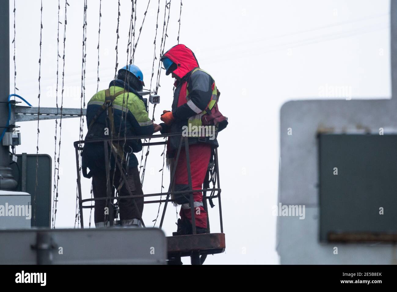 Russia, Moscow. Workers install a road rule camera Stock Photo - Alamy
