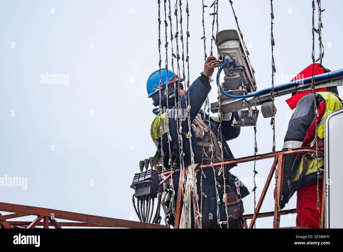 Traffic camera install hi-res stock photography and images - Alamy