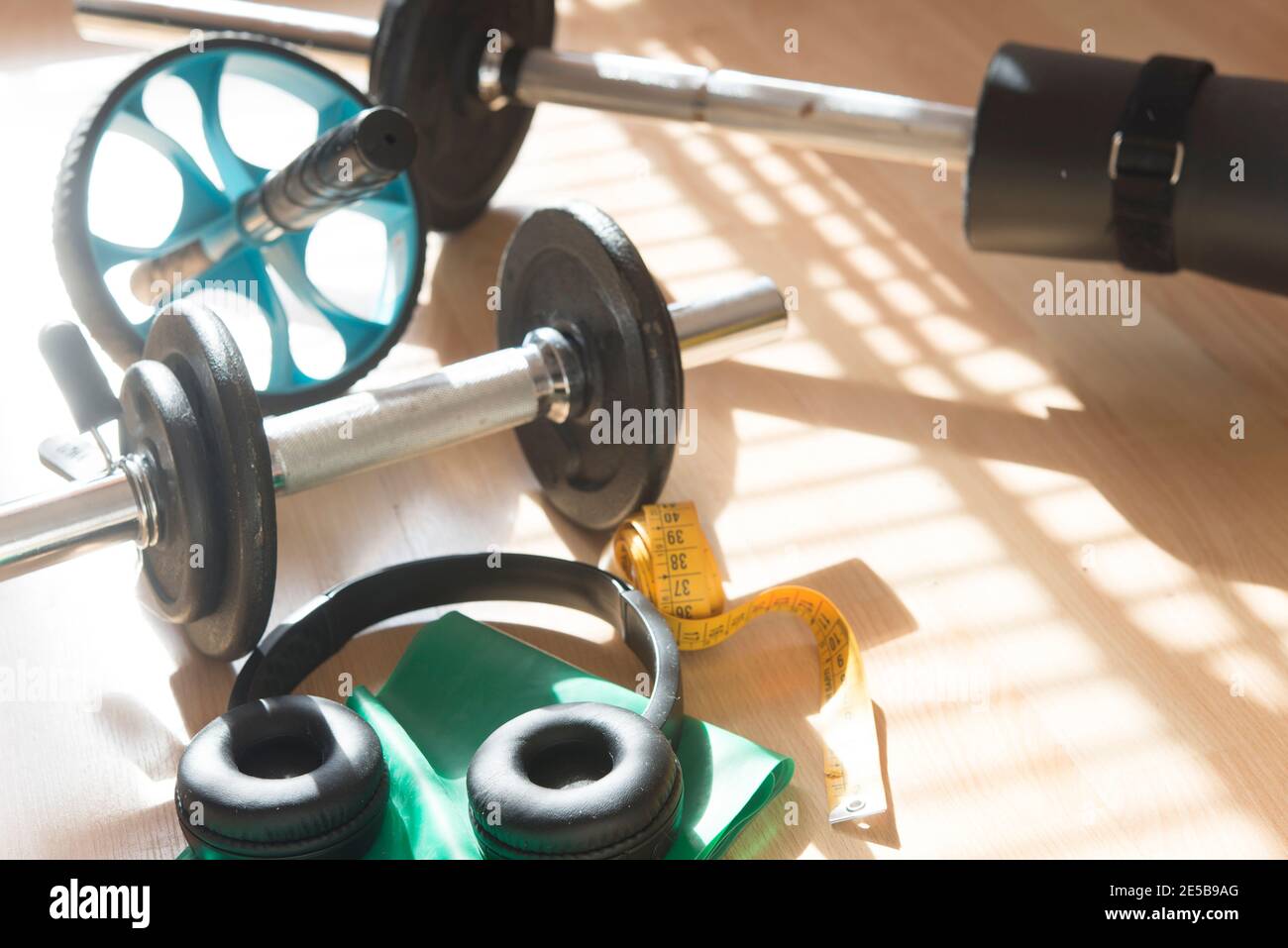 Woman exercise at home fitness weights hi-res stock photography and ...