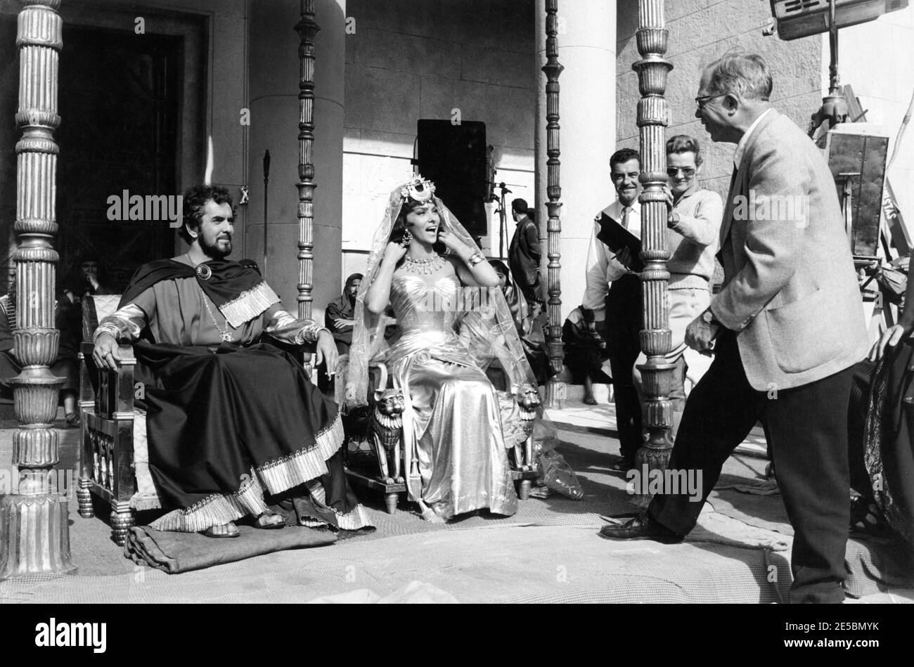 TYRONE POWER GINA LOLLOBRIGIDA and Director KING VIDOR on set candid ...