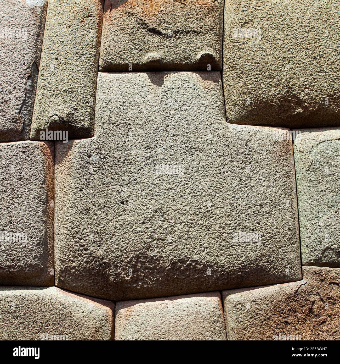 Inca building hi-res stock photography and images - Alamy