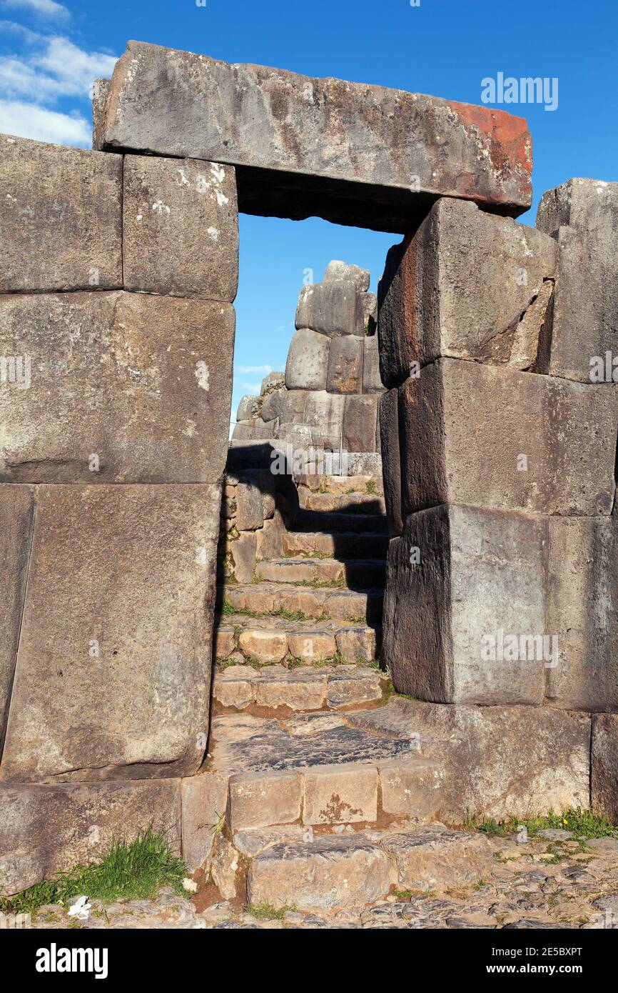 Inca stone wall hi-res stock photography and images - Alamy