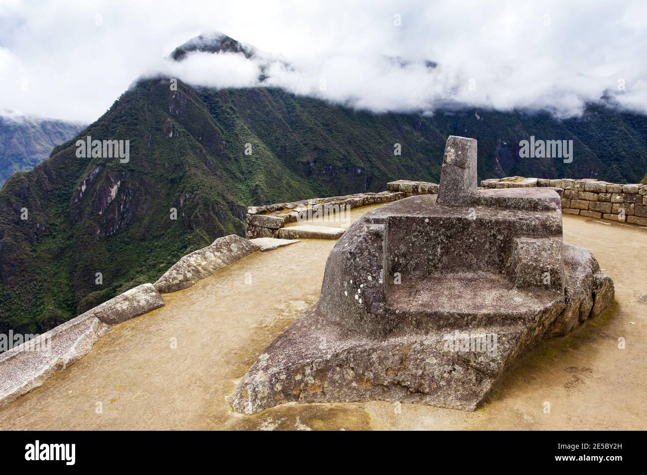 Intihuatana stone altar ancient inca hi-res stock photography and ...