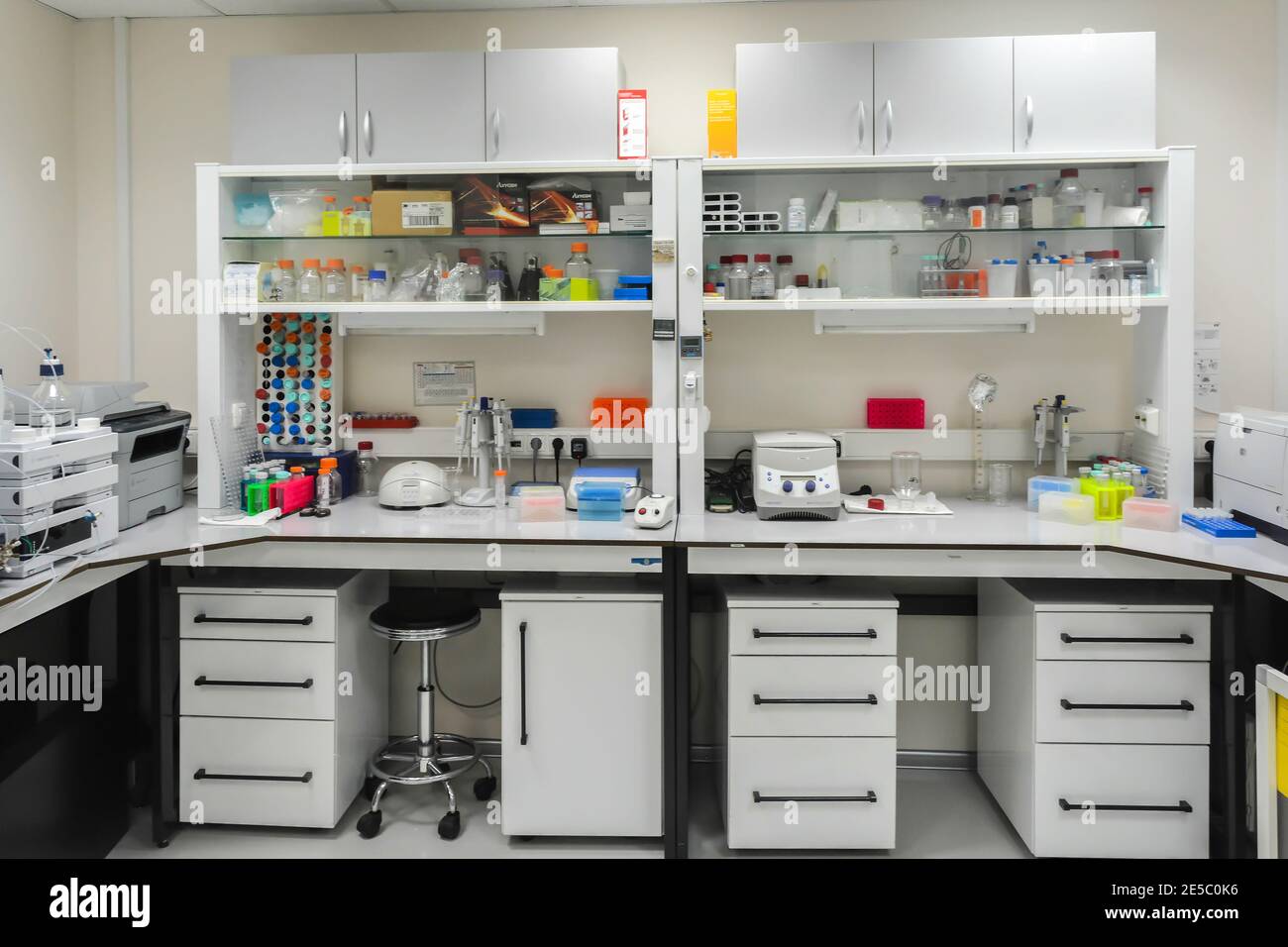 Laboratory employee workplace. Equipment for biological research Stock ...
