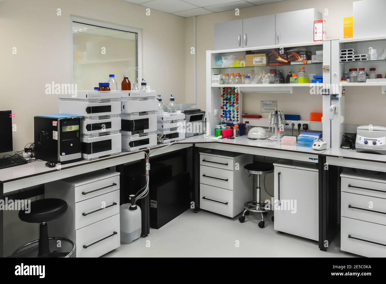 Laboratory employee workplace. Equipment for biological research Stock ...