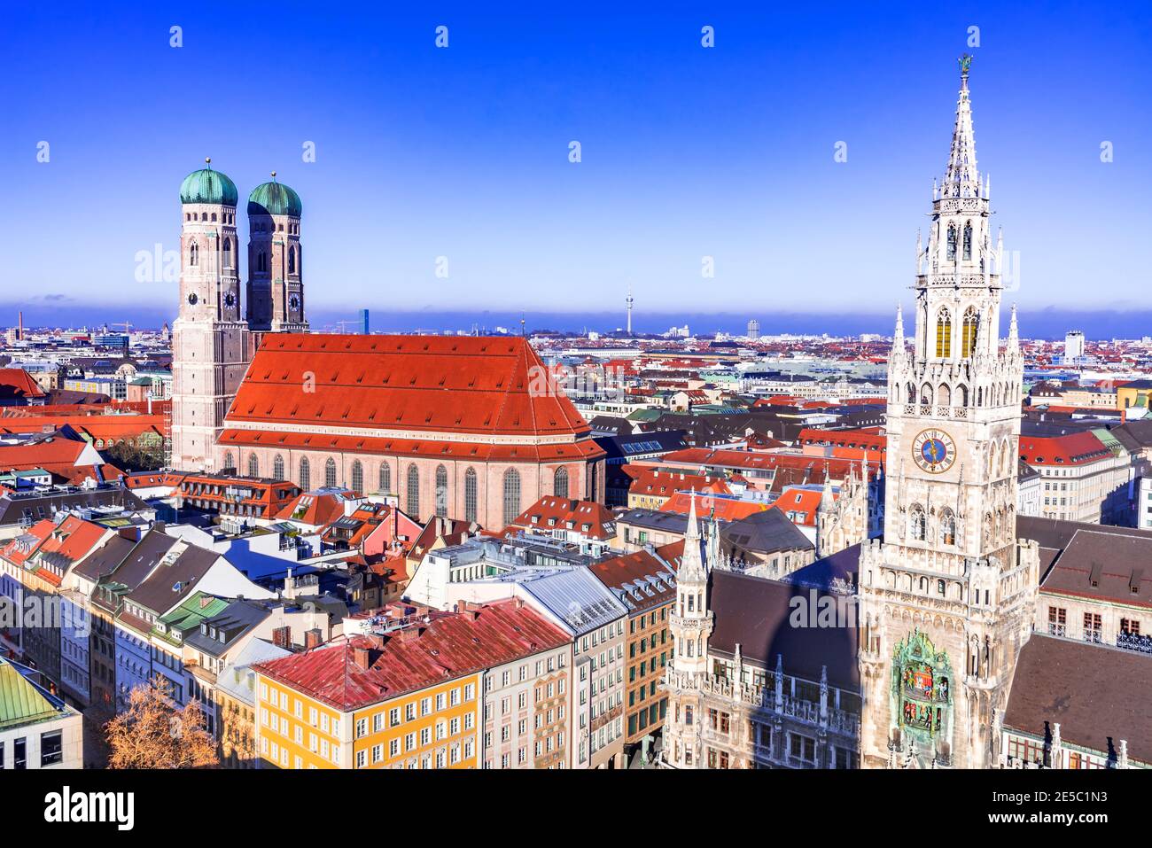 Medieval gothic architecture hi-res stock photography and images - Alamy