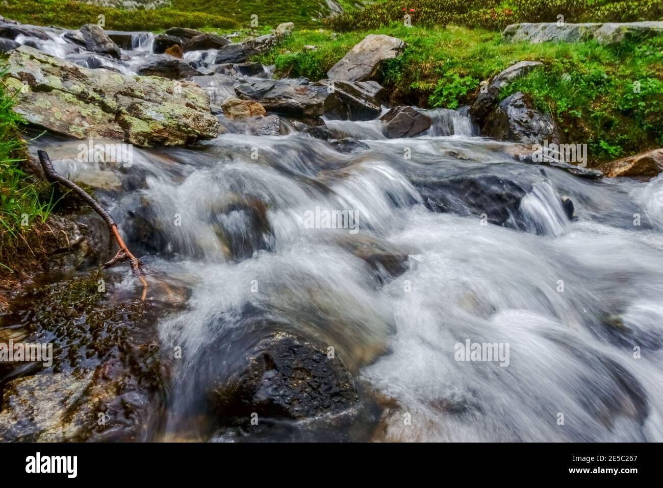 Torrent cold water from hi-res stock photography and images - Alamy