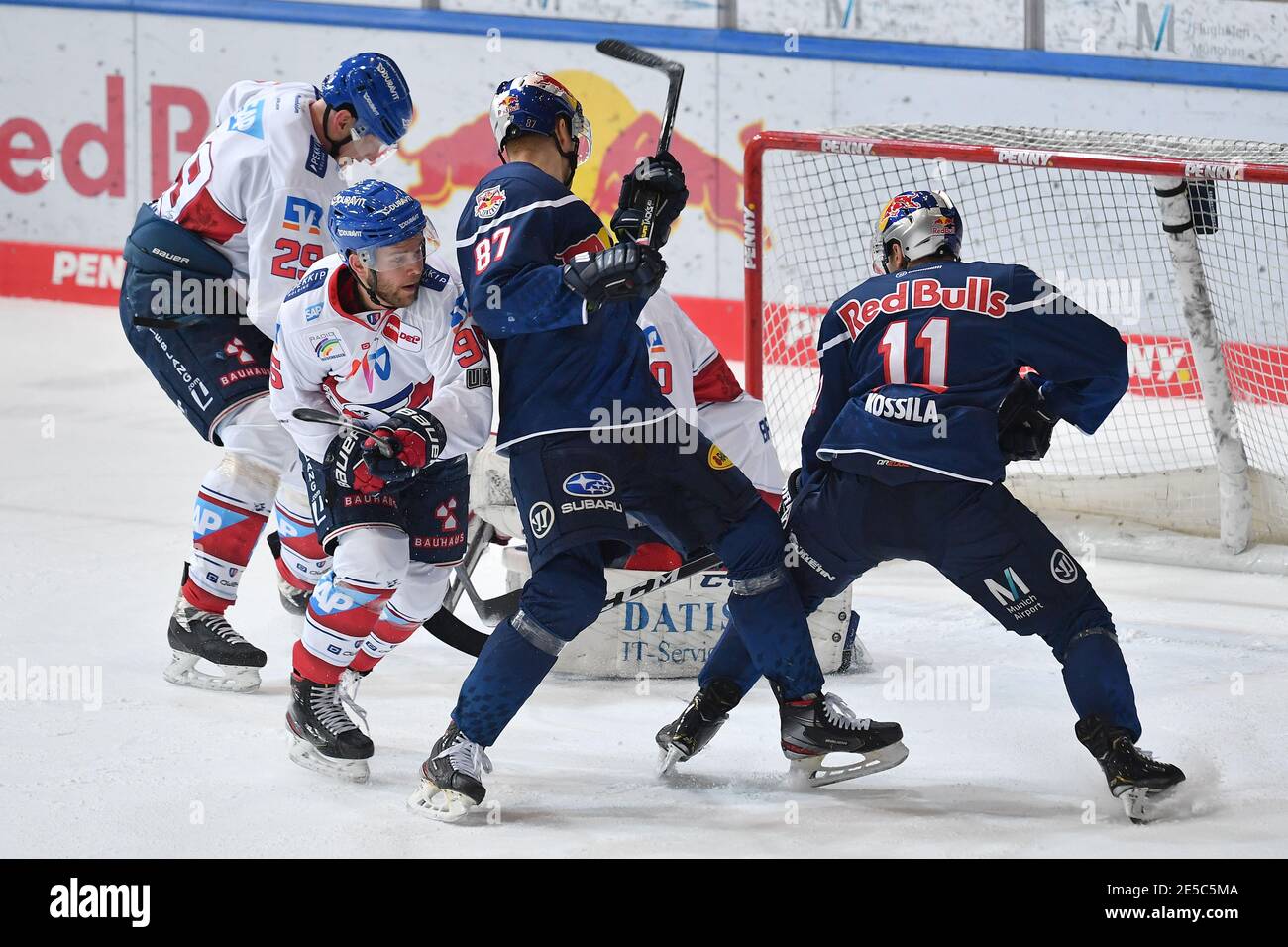 Kossila hi-res stock photography and images - Alamy