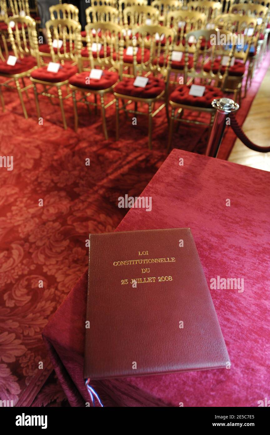 Illustration during ceremony where the amendment to the french ...