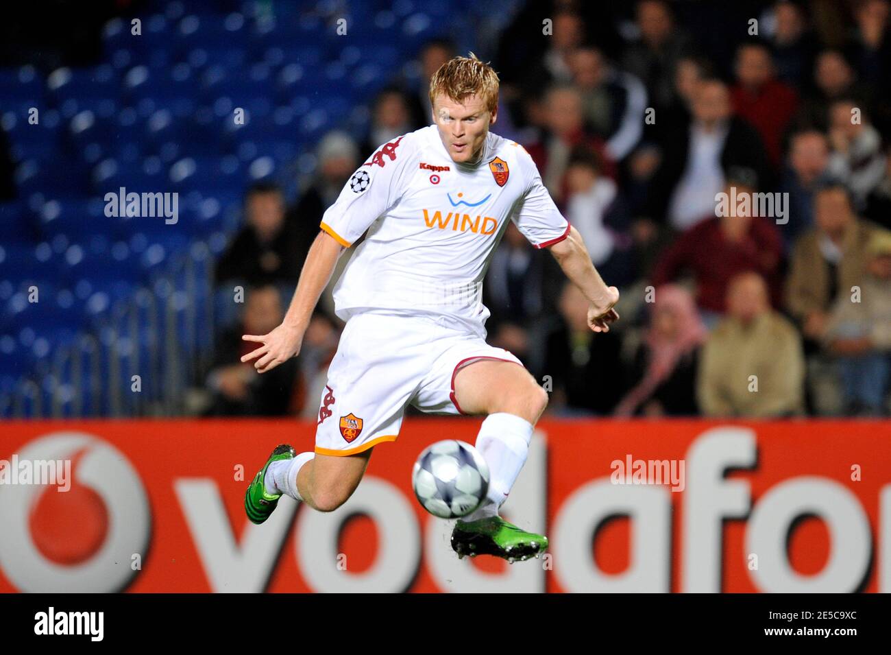 John arne riise roma hi-res stock photography and images - Alamy
