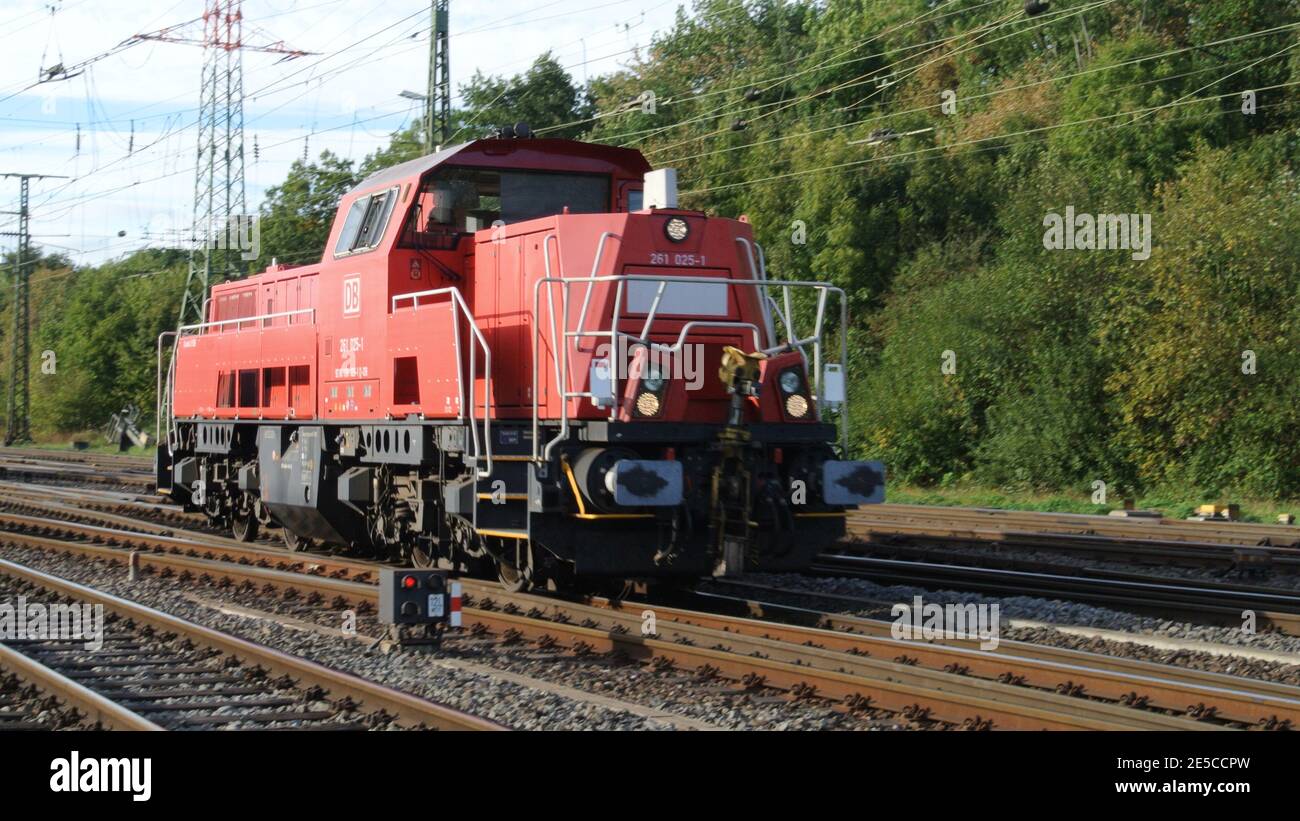 Diesel electric shunter locomotive train hi-res stock photography and ...