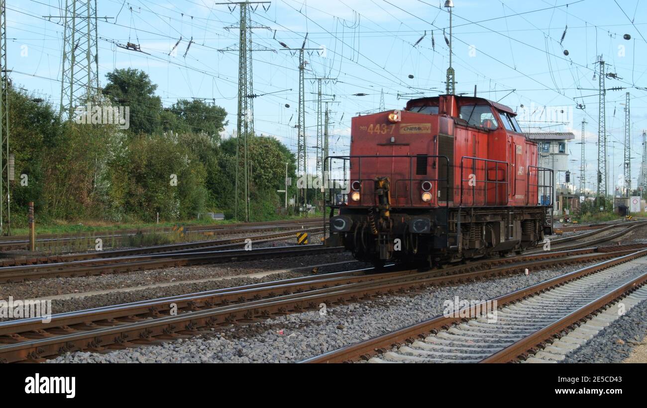 V100 locomotive hi-res stock photography and images - Alamy