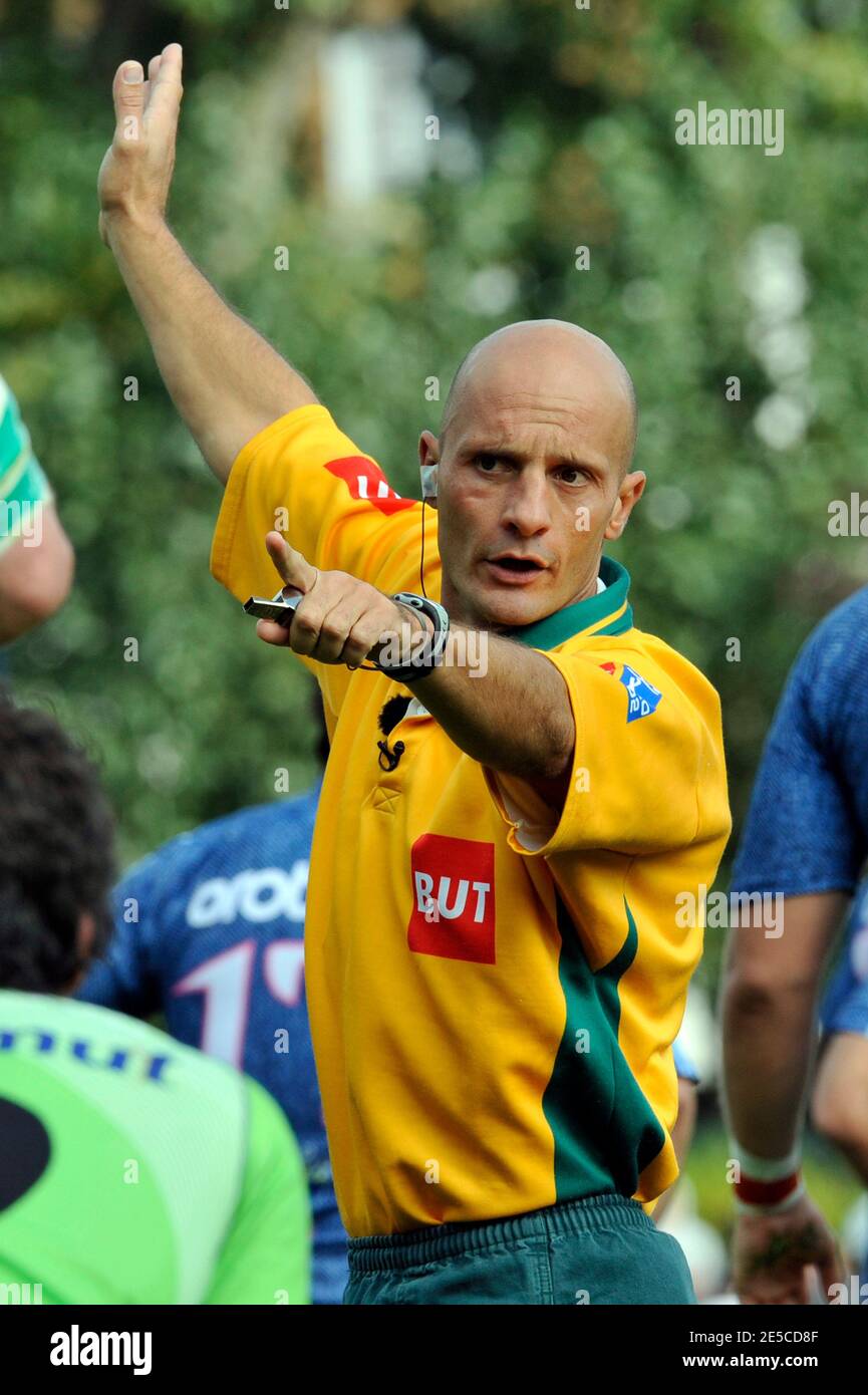 Referee's illustration during the French Top 14 rugby match, Stade ...