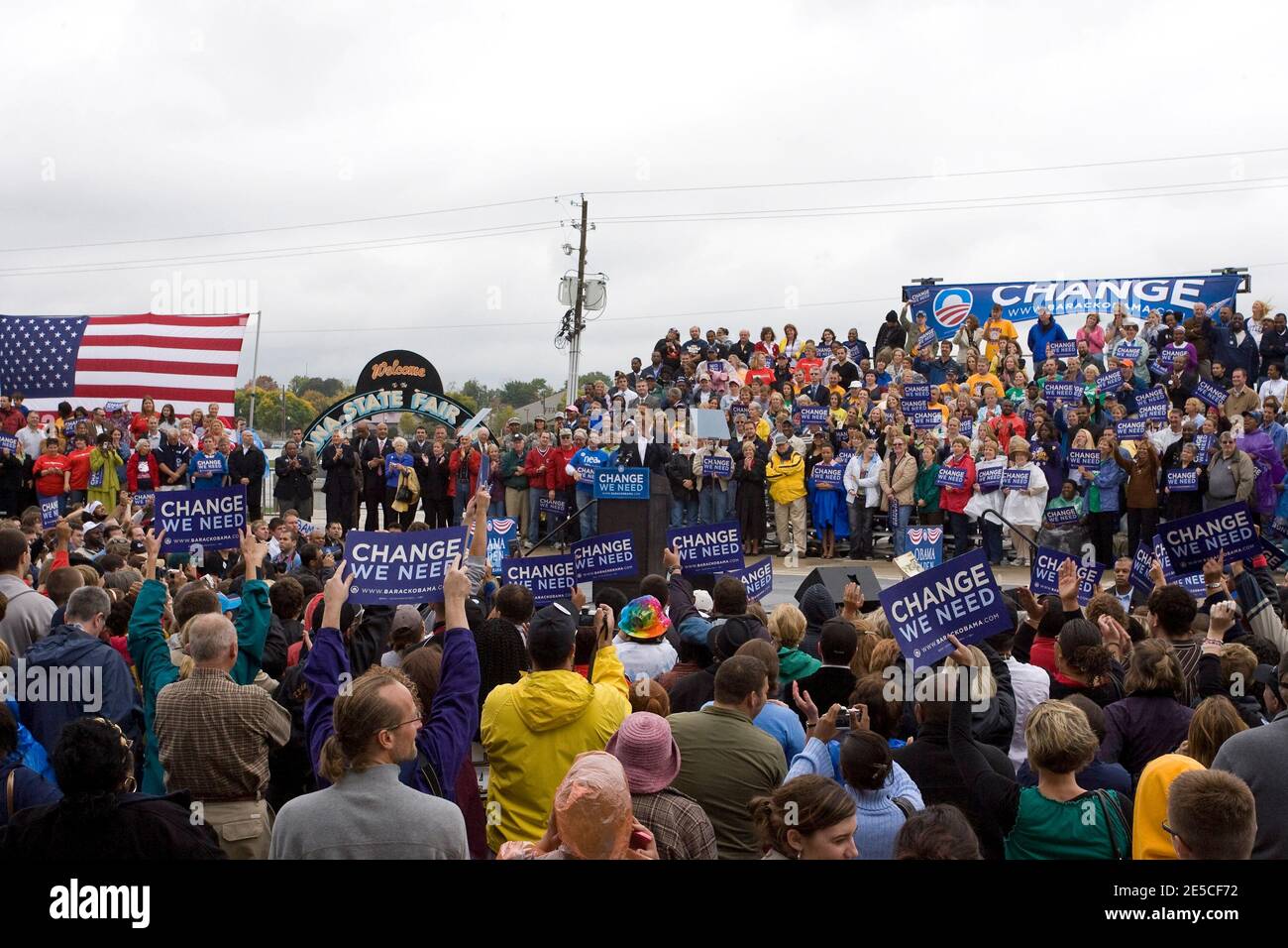 Barack Obama delivers his speech during his 'Change We Need' at The ...