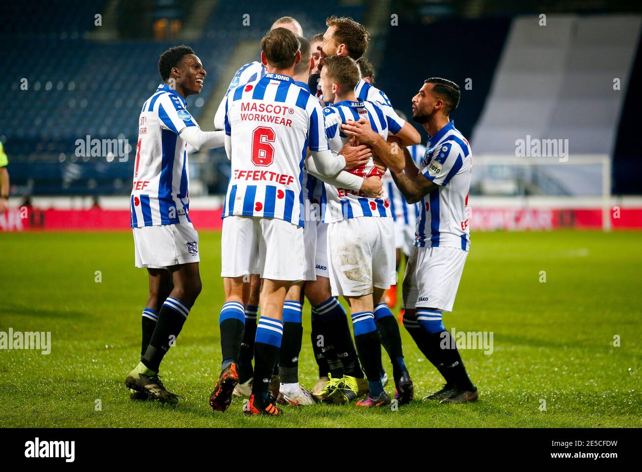HEERENVEEN, NETHERLANDS - JANUARY 27: Pawel Bochniewicz of SC ...