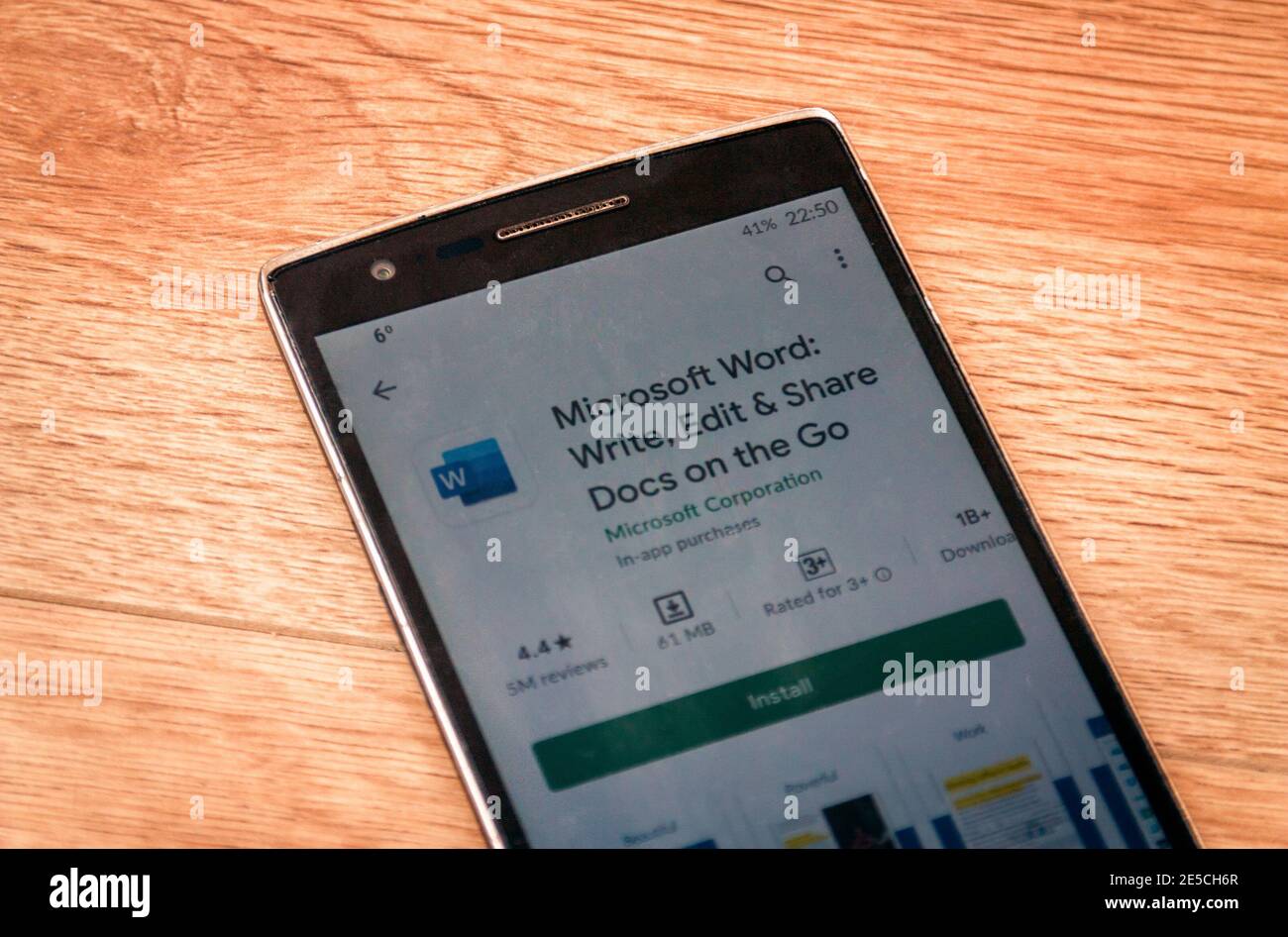 Ms word logo hi-res stock photography and images - Alamy