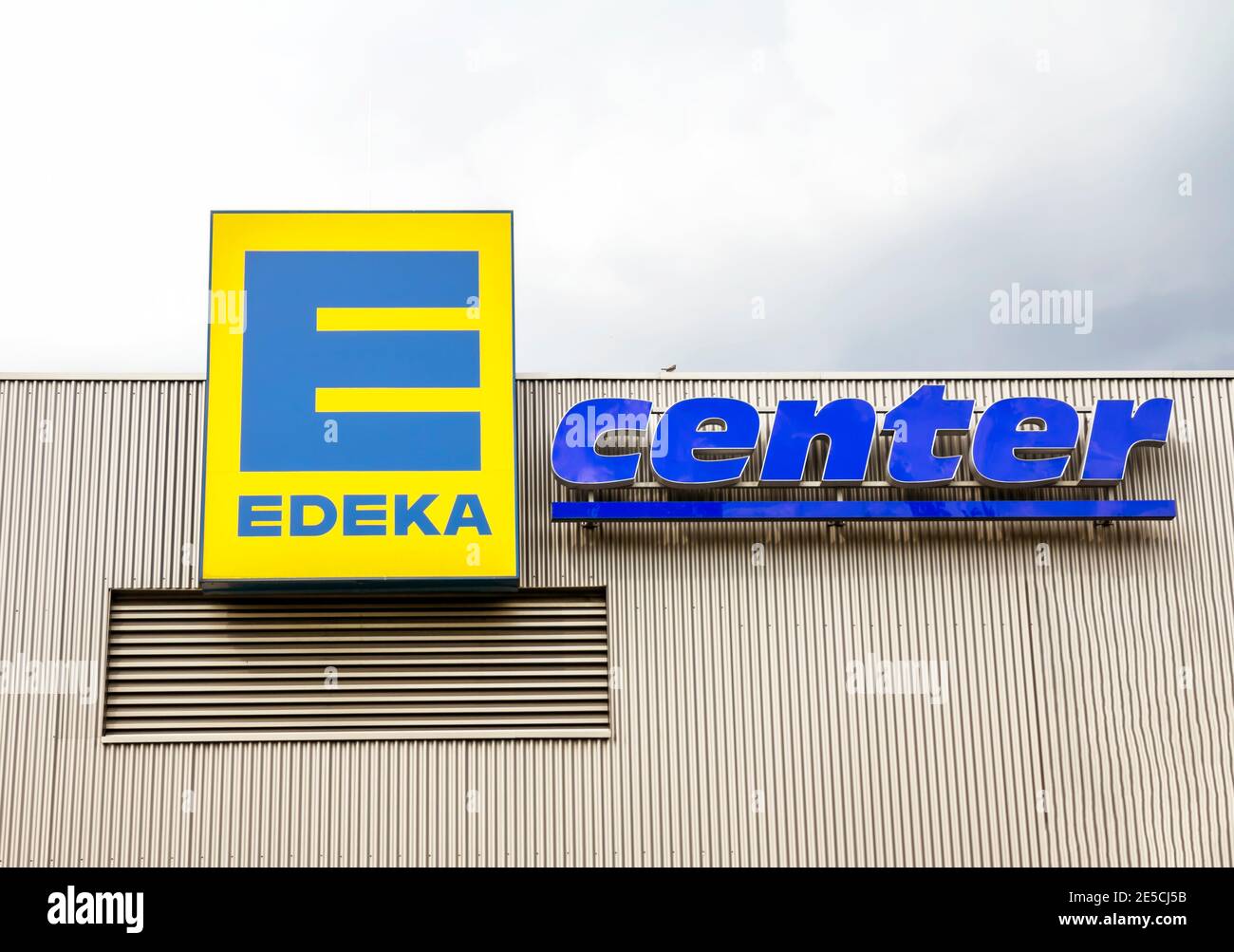 Edeka group hi-res stock photography and images - Alamy