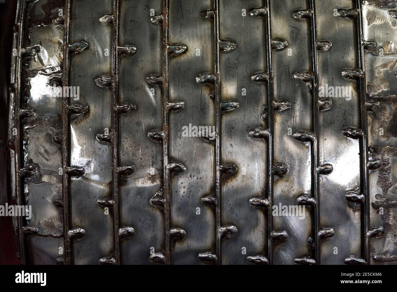 Sheet metal sculptures hi-res stock photography and images - Alamy