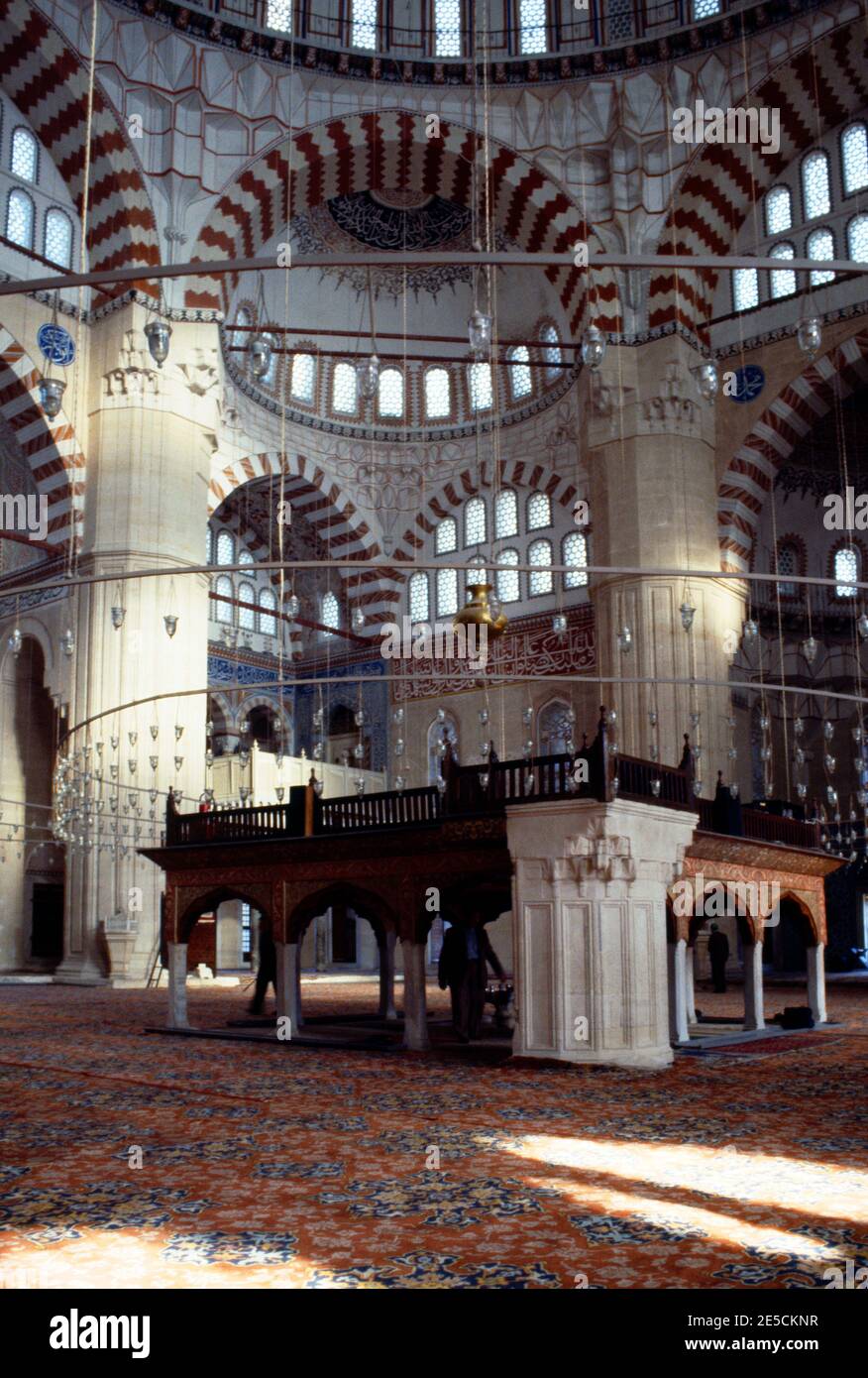 Ottoman mosque architecture hi-res stock photography and images - Alamy