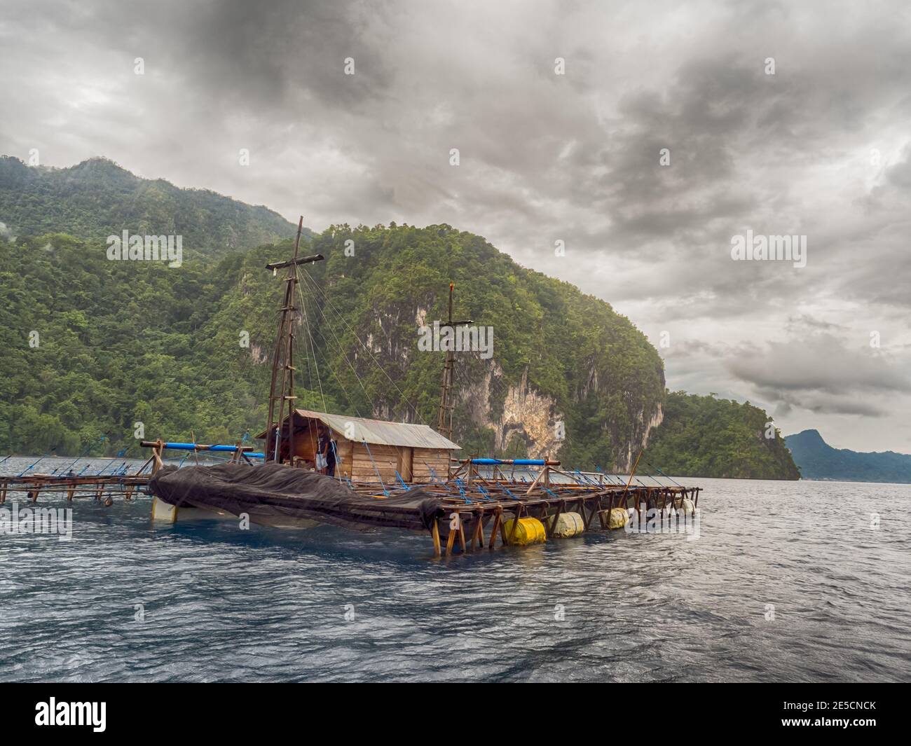 Bagang bamboo fishing platform hi-res stock photography and images - Alamy
