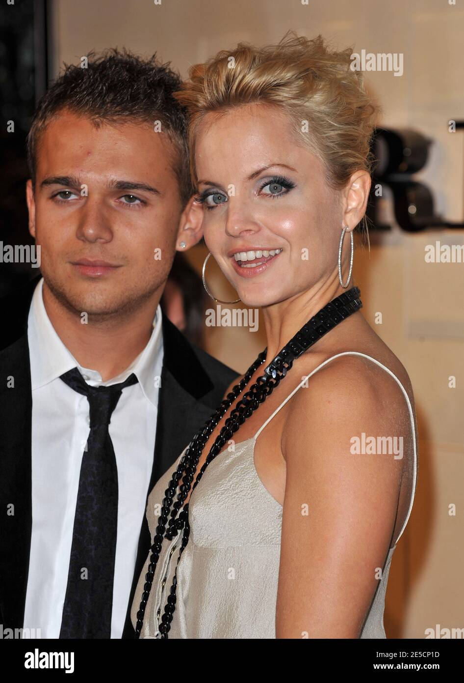 Mena Suvari And Simone Sestito Arriving At The Re Opening Of The