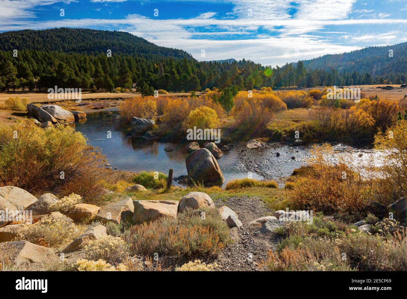 Sunny view with beautiful fall color along the Hope Valley in Lake ...