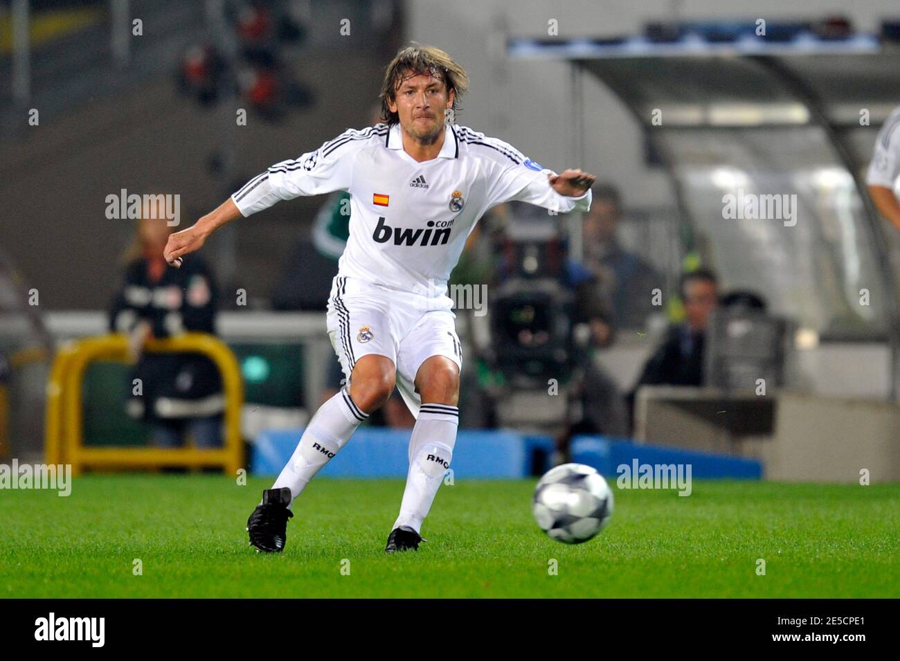Gabriel heinze real madrid hi-res stock photography and images - Alamy