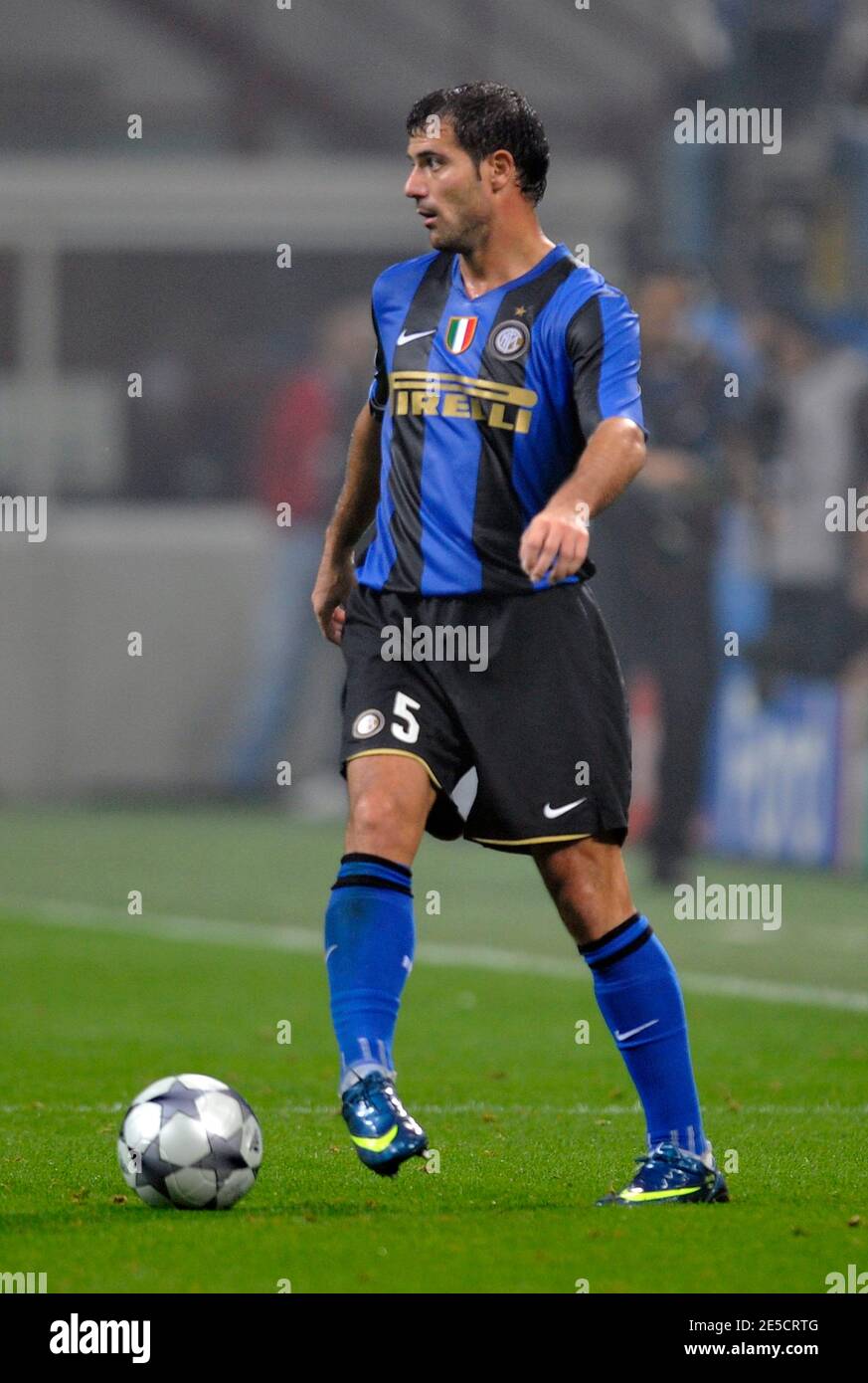 Stankovic inter champions league hi-res stock photography and images ...
