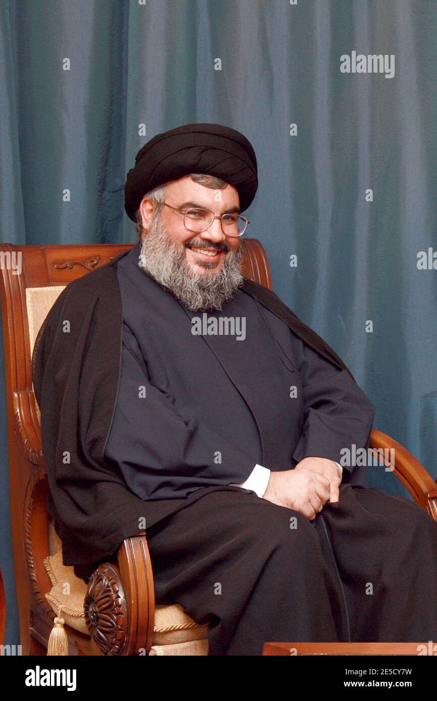 Sayyed hassan nasrullah hi-res stock photography and images - Alamy