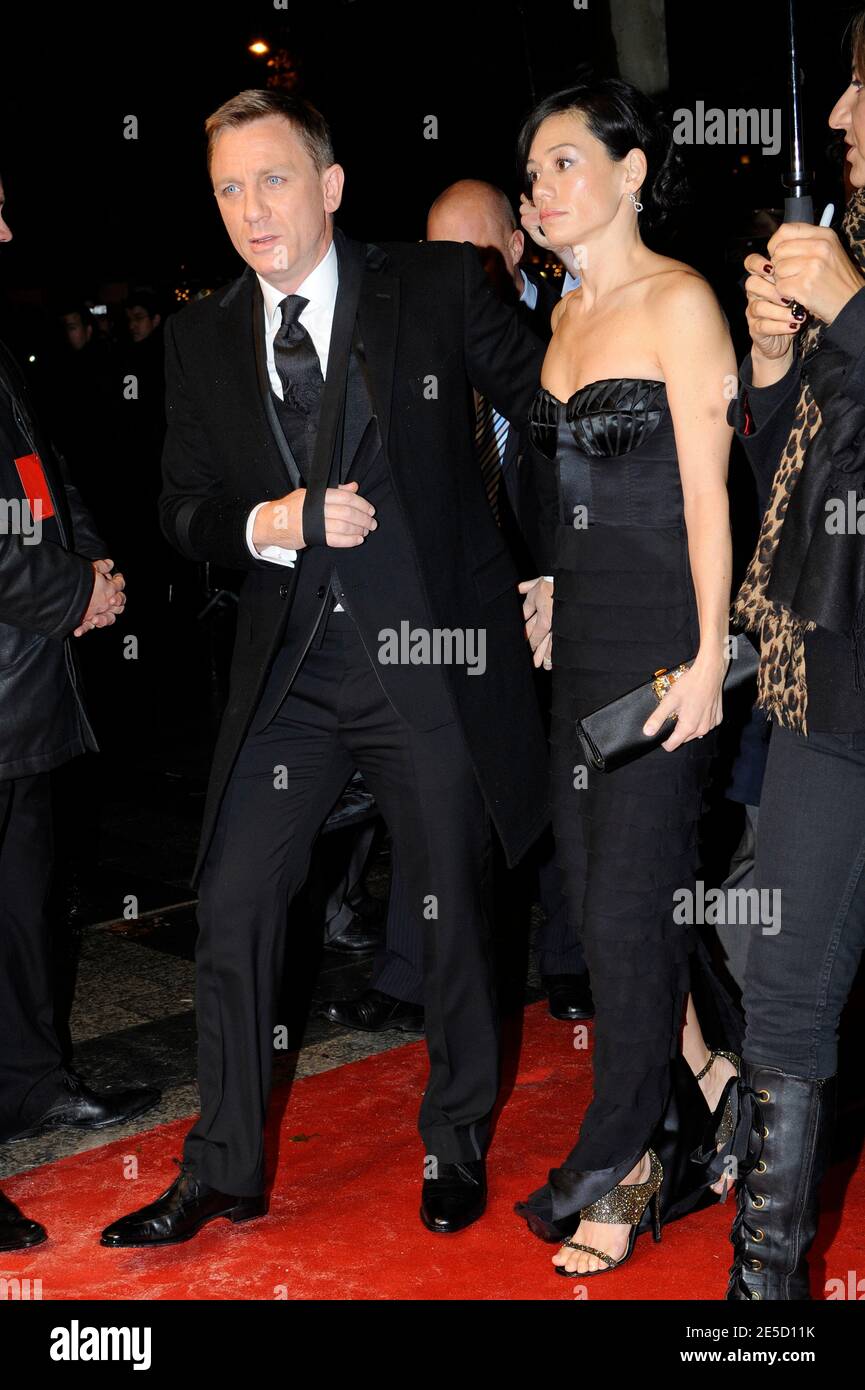 Cast member Daniel Craig and partner Satsuki Mitchell arriving for the ...
