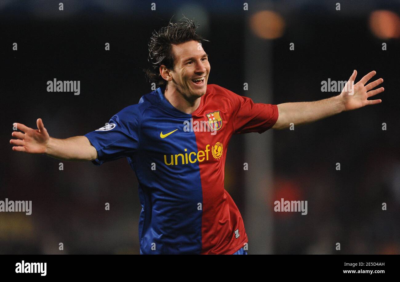 Lionel messi barcelona 2008 hi-res stock photography and images - Alamy
