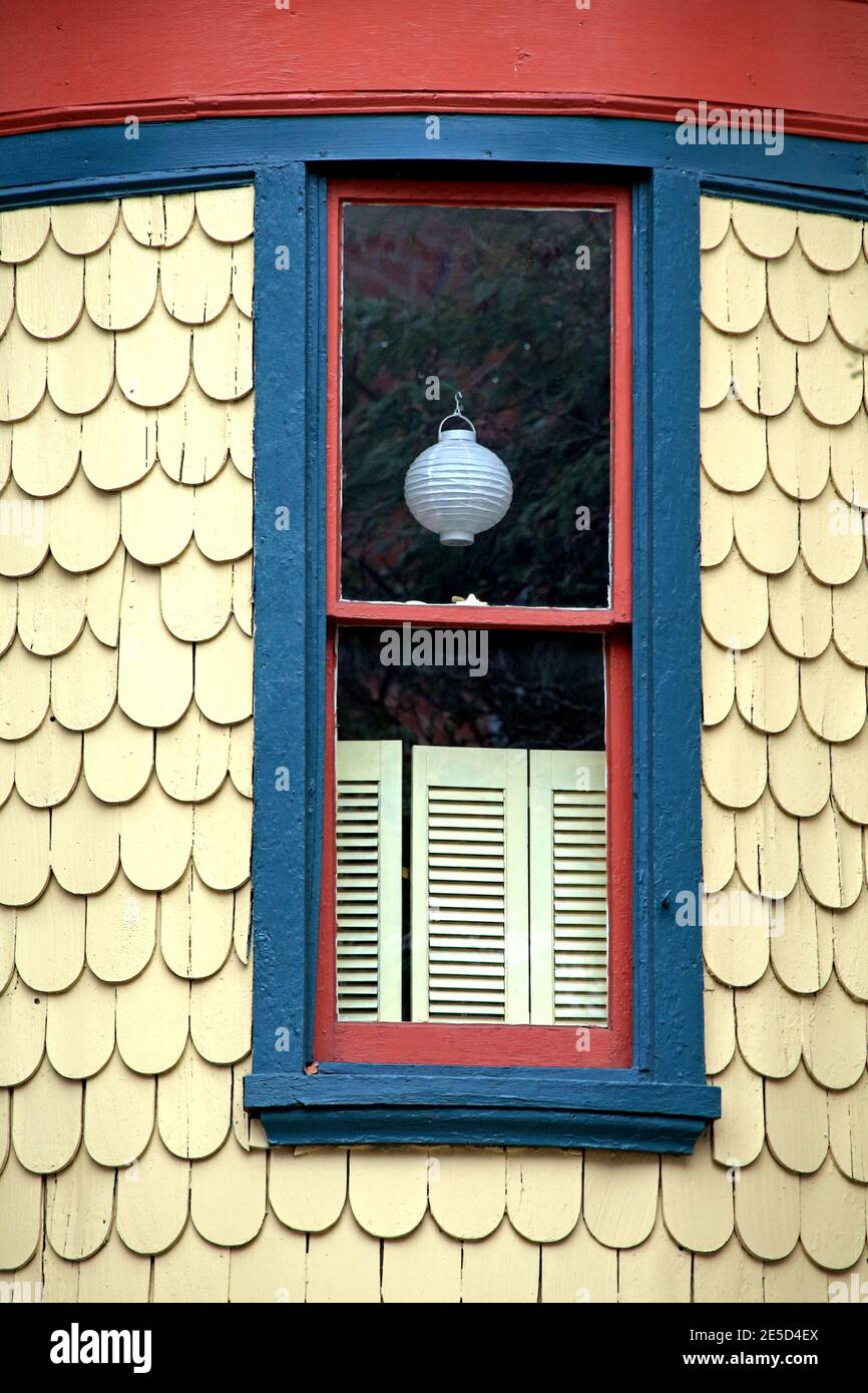 Lantern in window hi-res stock photography and images - Alamy