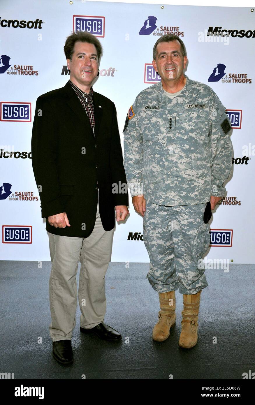 Microsoft's Curt Kolson and General Peter W. Chiarelli attend the ...