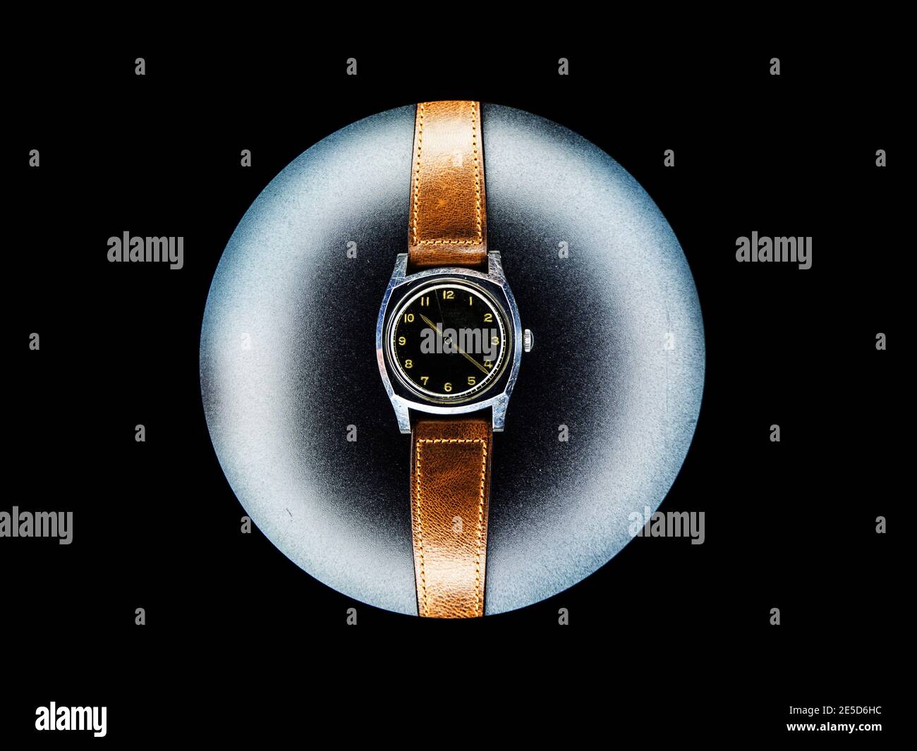 Sphere with a face hi-res stock photography and images - Alamy