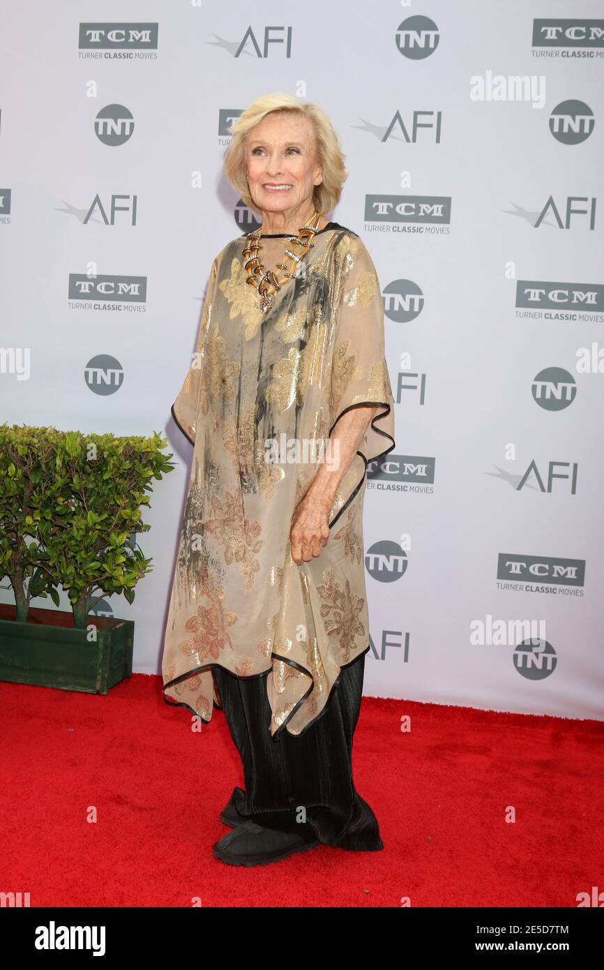 **FILE PHOTO** Cloris Leachman Has Passed Away at 94. LOS ANGELES, CA ...