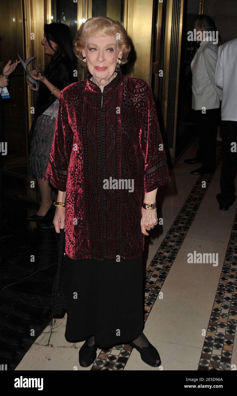 Joyce randolph hi-res stock photography and images - Alamy