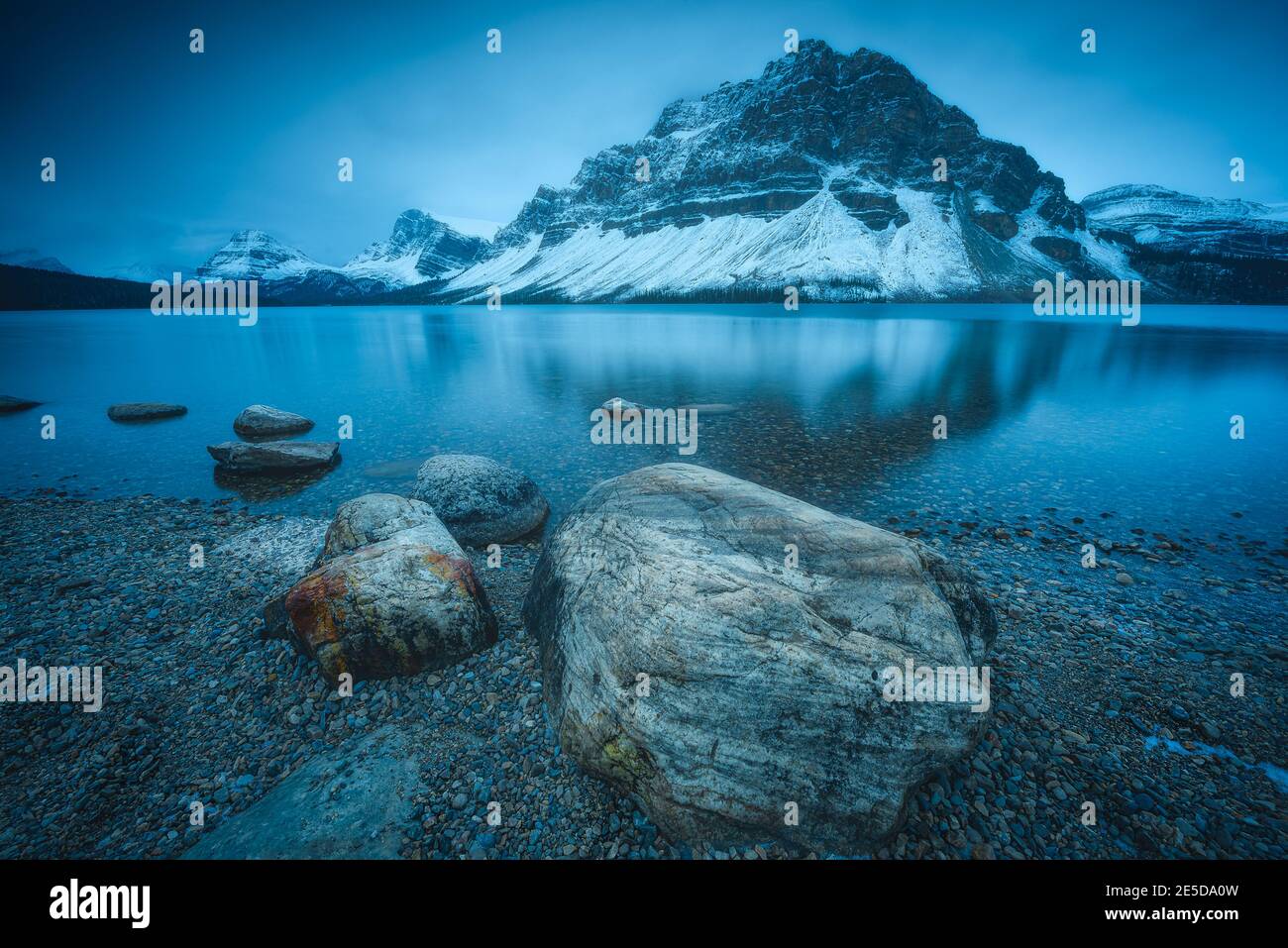 Bow Lake High Resolution Stock Photography and Images - Alamy